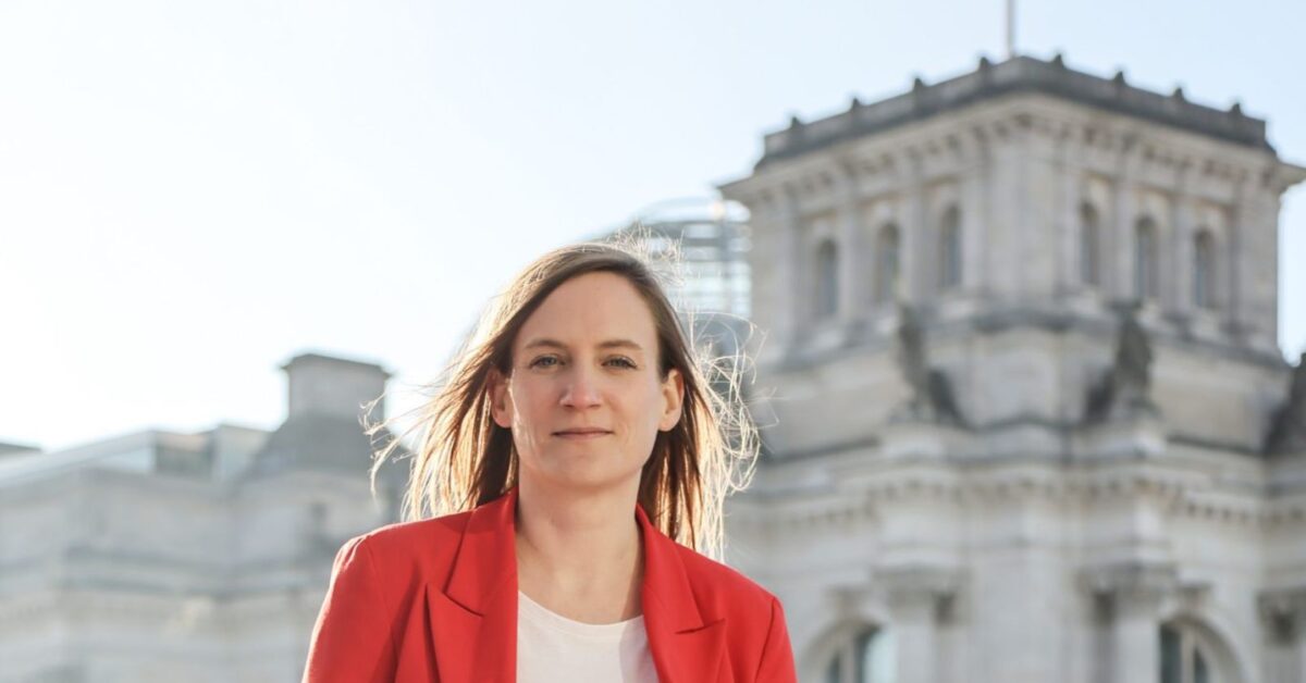 German Lawmaker: Raising THC Limit For CBD Flowers Is "A Sensible Step"